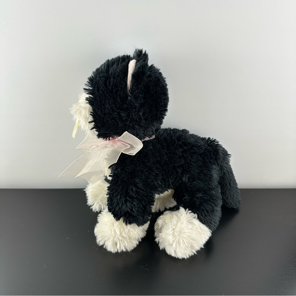 GANZ | Toys | Ganz Heritage Collection 200s Whisper Black And White Cat ...